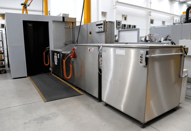 Manufacture of NDT Non Destructive Testing equipment - Magnetic ...